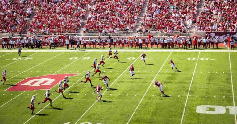 How Many Quarter are in Football - Digital Journal